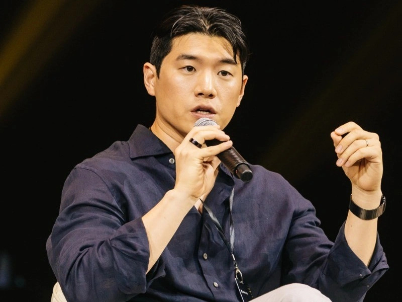 Alex Lim - People in crypto | IQ.wiki